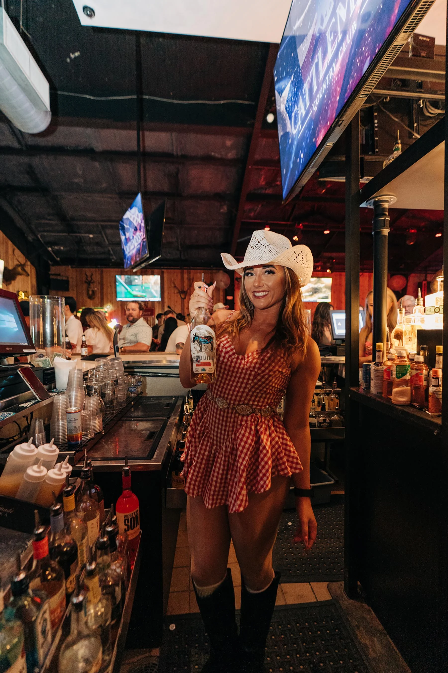Cattlemen's Country Club | Houston Heights Country Bar - Live Music ...